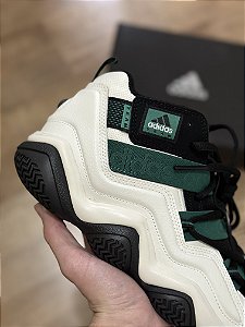 ADIDAS - Corre de Rua