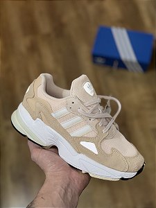 ADIDAS - Corre de Rua