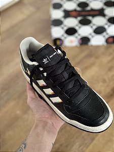 ADIDAS - Corre de Rua