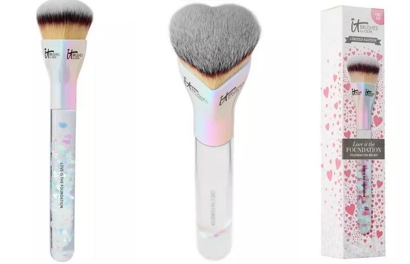 It cosmetics love is the foundation brush store