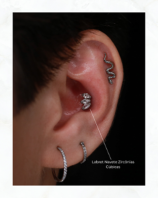 Labret Lateral Argola Titânio e Mais - Alternative Piercing