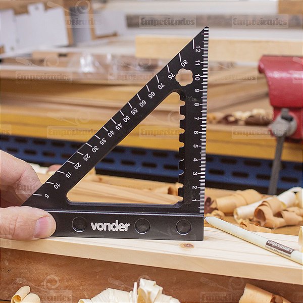 Esquadro Triangular para Carpintaria 120mm – Praticidade e Precisão ...