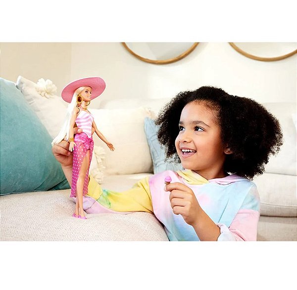 Boneco Barbie Filme Dia de Praia com Acessórios HPL72 - Mattel ...