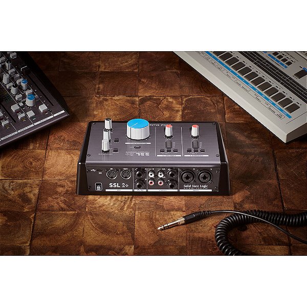 Interface de Áudio Solid State Logic SSL 2+ Plus USB C com 2 entradas ...