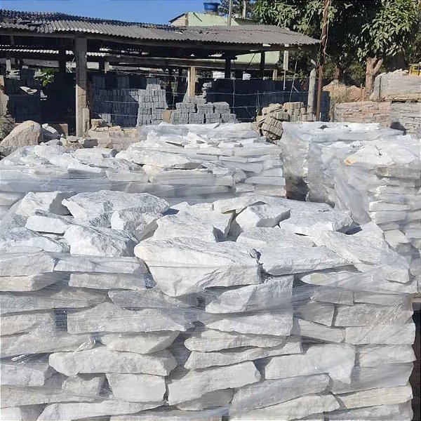 Pedra Moledo Branca Premium, a Melhor pedra para revestimentos - Vallentina Revestimentos