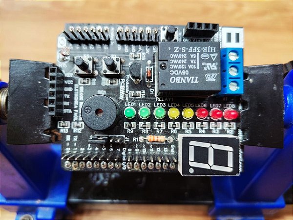 Módulo Arduino Shield Eletrônica Fácil D.I.Y - Eletrônica Fácil Educacional