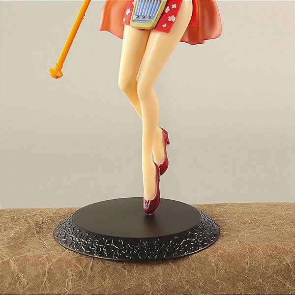 Action Figure Nami - One Piece - Cubo Nerd - O universo geek em um clique.