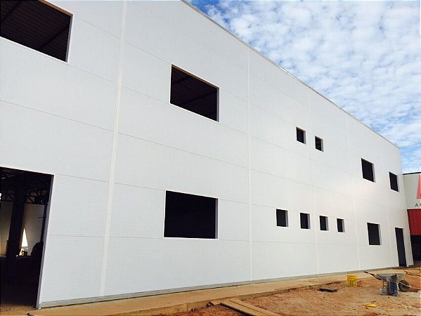 PAINEL TERMO ISOLANTE ISOPAINEL - Açopar Distribuidora Passo Fundo