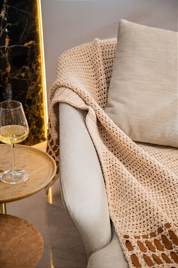 Peseira Zanquê + Fernanda Alves - Zanquê - Leather Home Decor