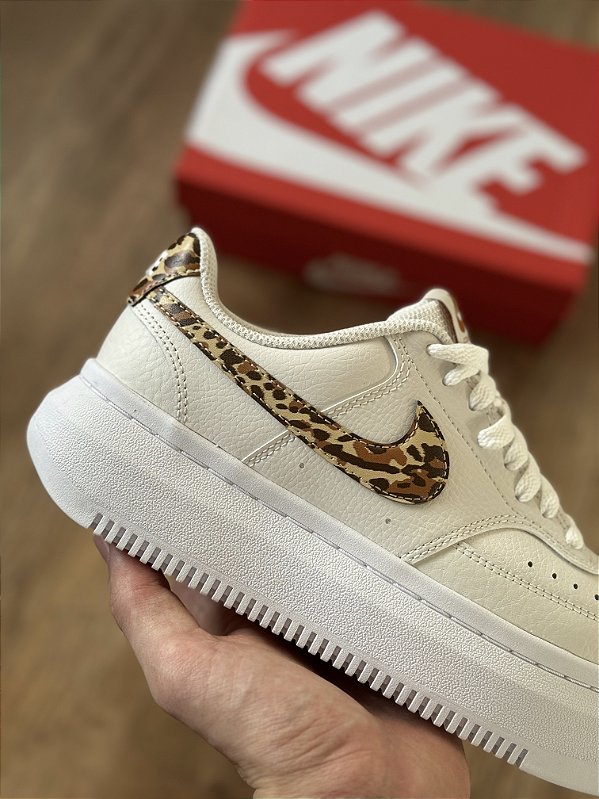 NIKE COURT VISION ALTA (Leopard camo swoosh) - Corre de Rua