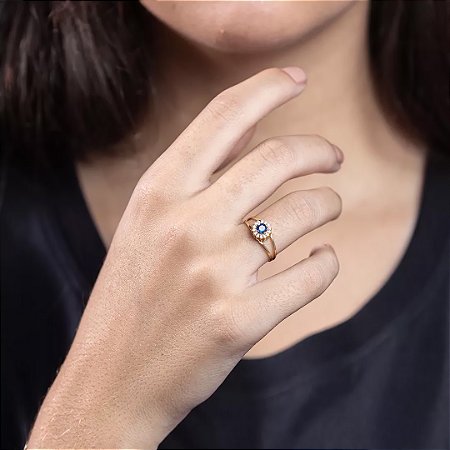 Anel de Formatura Precious Cravejado com Esmeralda e Brilhantes ...