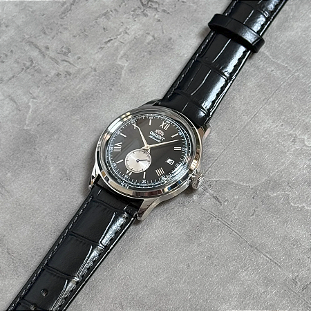 Relógio Orient Bambino V2 Small Seconds Automático RA-AP0101B30B ...