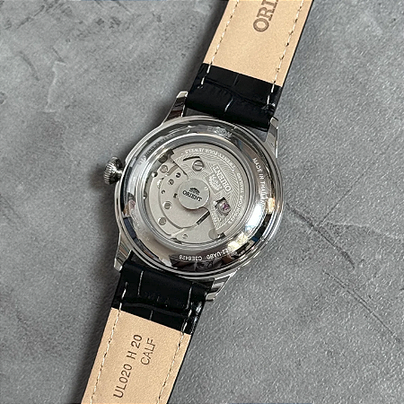 Relógio Orient Bambino V2 Small Seconds Automático RA-AP0101B30B ...