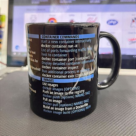 Caneca Docker Commands Cheat Sheet preta - Caneca do Dev - Canecas e ...