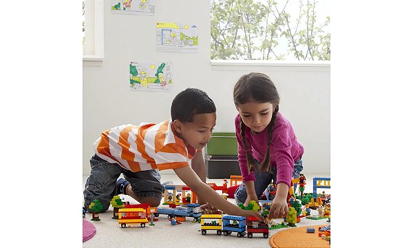 Lego Education 9389 - Sociedade - Jetplay ® - Soluções educacionais ...