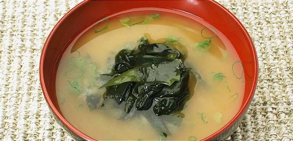 MISSOSHIRO INSTANTÂNEO COM ALGAS MARUKOME SERVE 12 PORÇÕES - 216g ...