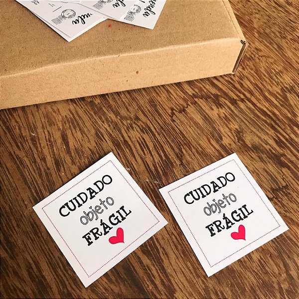 Adesivo Quadrado Cuidado objeto frágil - Papelaria Personalizada e ...