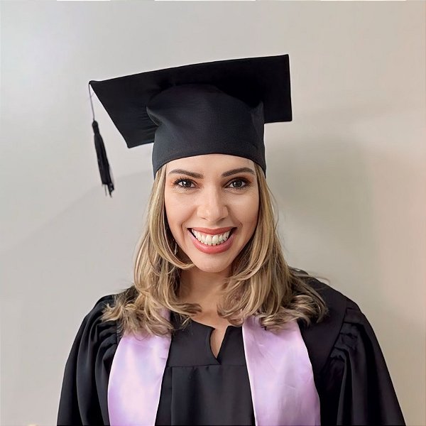 Capelo de Formatura Kit 100 - Debora Becas