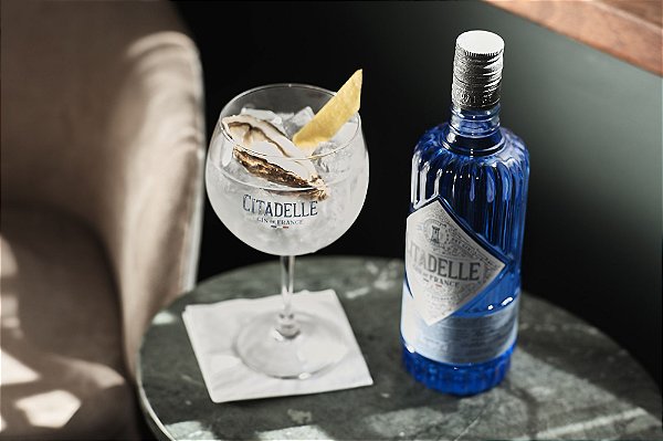 Gin Citadelle Original 750ml - Compre Bebidas Online - Whisky, Vodka ...