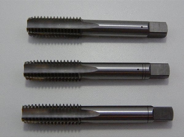 LUTEC | Macho Manual HSS M20 x 2,50 JG 3 DIN 352 - OSG - LUTEC Parafusos e Ferramentas