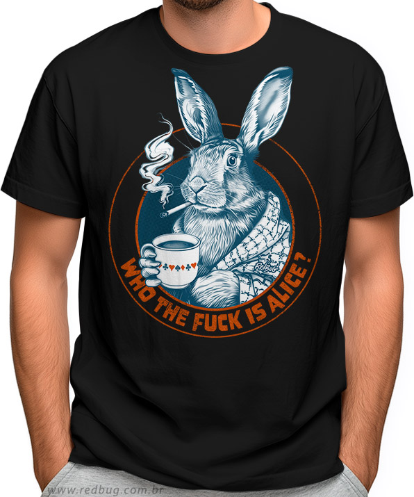Camiseta WTF Alice! Geek, nerd e pop é na RedBug - RedBug Camisetas