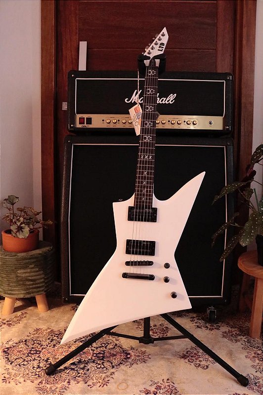 GUITARRA ESP LTD EXPLORER MAX 200 - OUTLET - MAX CAVALERA - Crunch Music