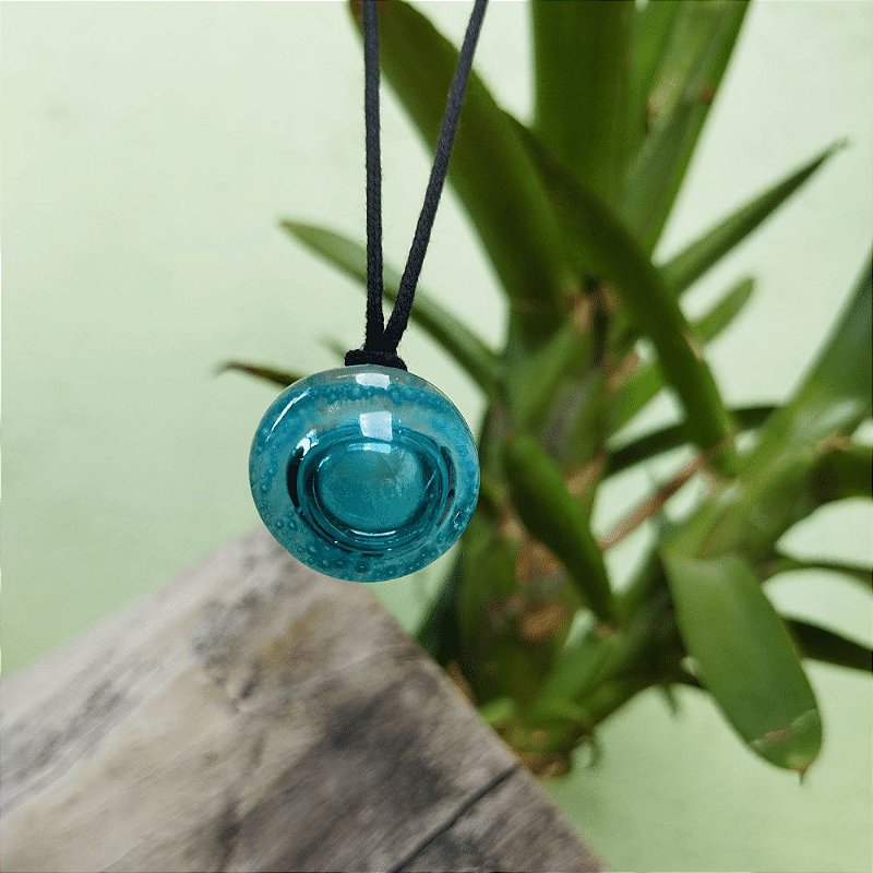 Colar Difusor Aromático Artesanal de Vidro 25mm - Praia - Aroma e Terapias