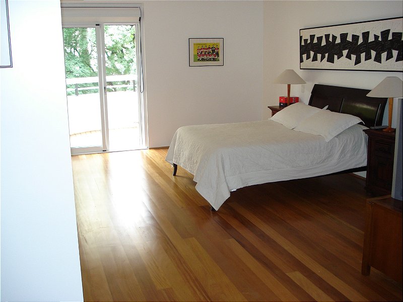 Assoalho de Madeira Grápia 15 cm x 2 cm Extra Instalado - Rodapé ...