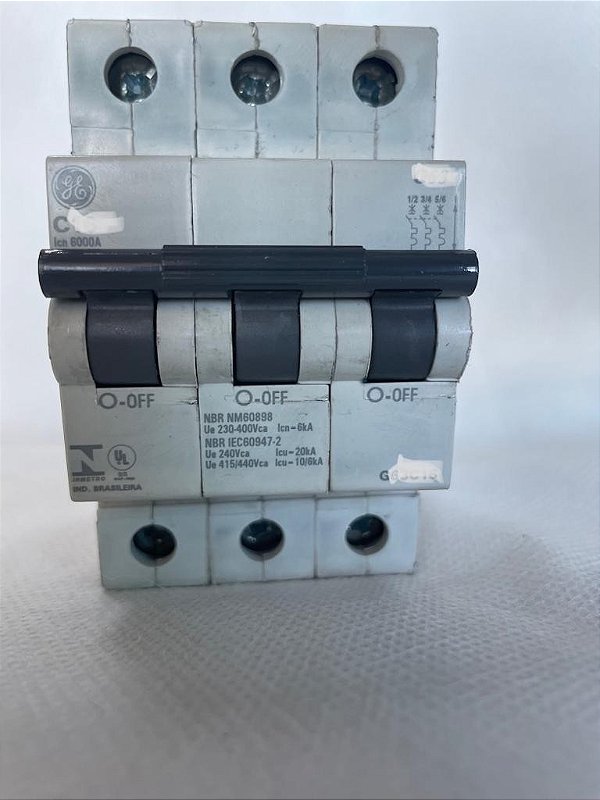 Disjuntor 70A Curva C 3KA 3P - GE - Engeluz E-commerce | Loja Virtual de Materiais Elétricos e ...