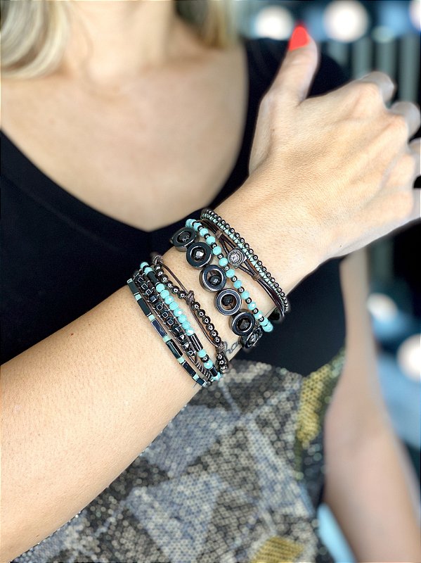 Pulseiras - Santa Empoderada by Juliana Nakano