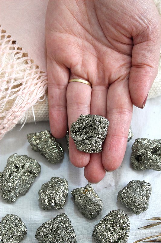 Pirita - Mari Ventura Mystic | Produtos Místicos para Boas Energias e ...