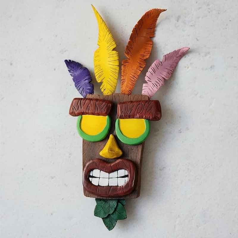Réplica Artesanal da Máscara Aku Aku - Crash Bandicoot | AzeTech Geek ...