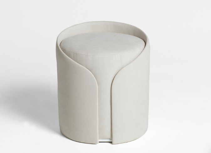 Puff Suit – Design Moderno com Detalhe em Cobre - Zahara Decor