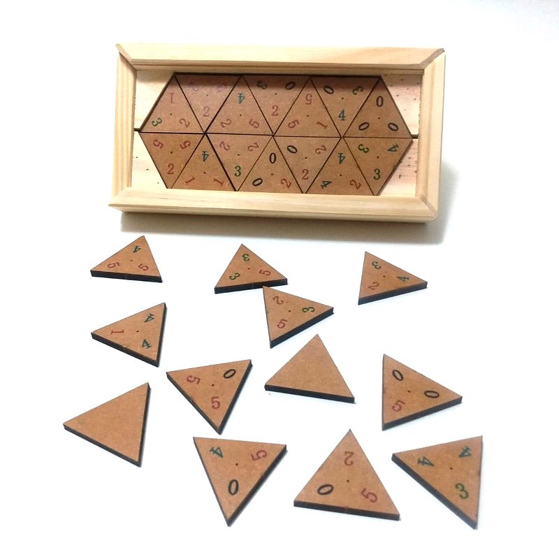 Dominó Triangular - JAC Oficina de Madeiras - JAC oficina de madeiras