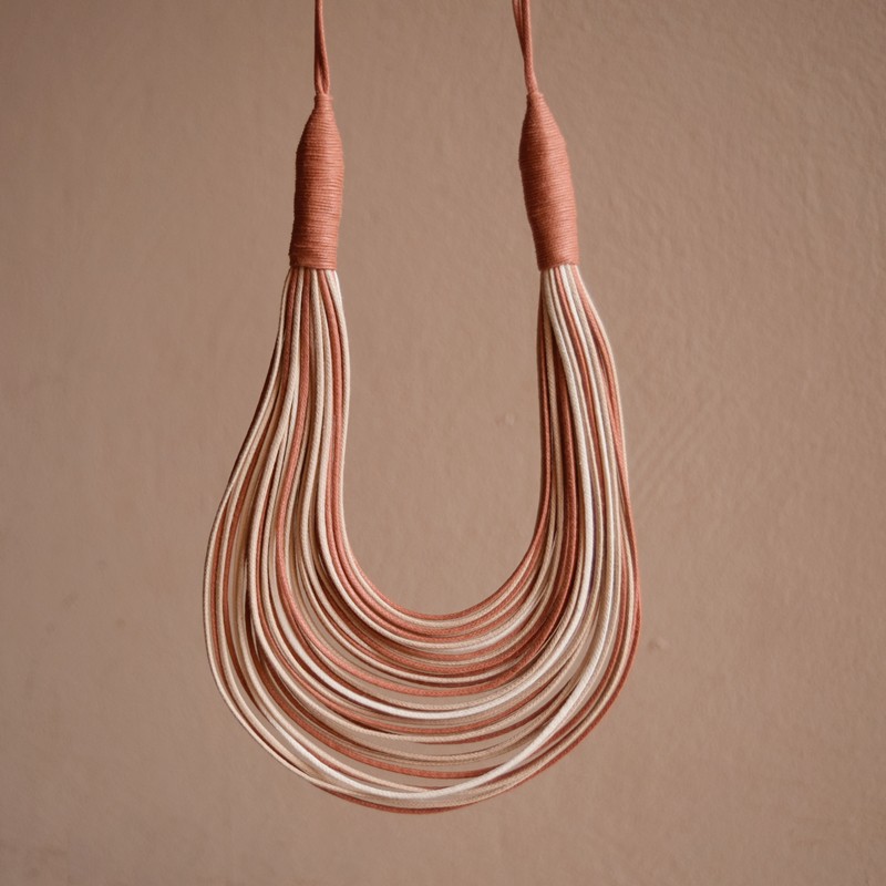 Colar Design Natural fios de algodão tricolor CO 1248 - Muzazen ...