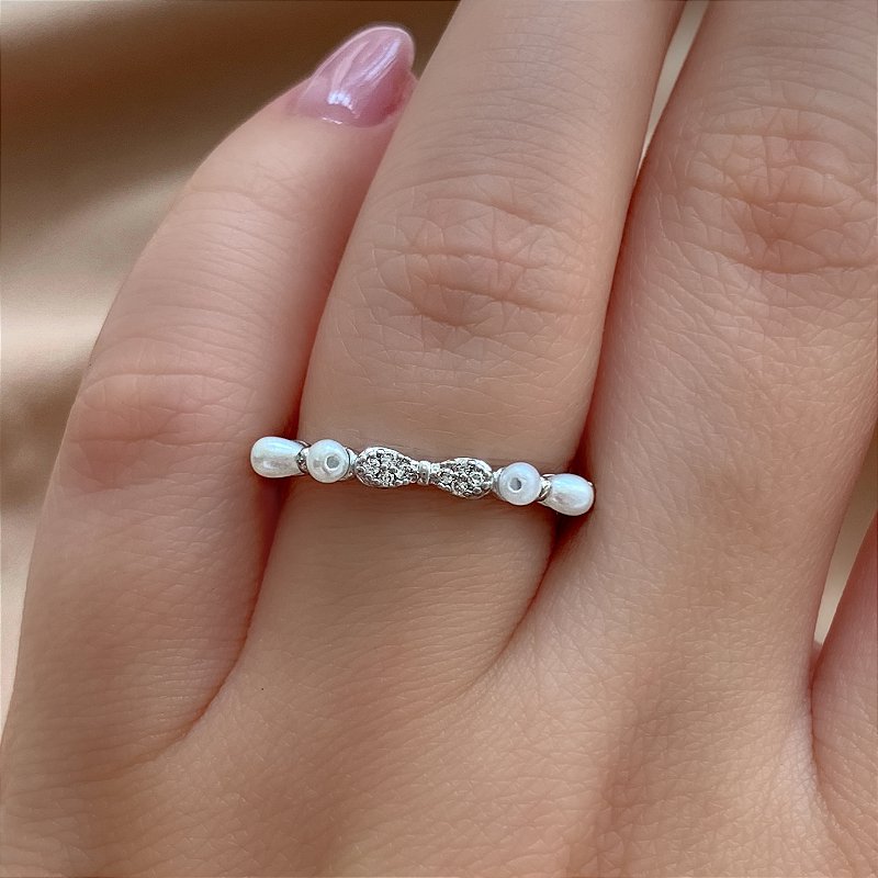 ANEL MINI PÉROLAS E ZIRCÔNIAS PRATEADO BIJU - Mania de Biju ...