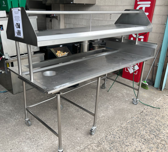 MESA / ESTAÇÃO TRAY REST 2200x1070x1760 mm - MACOM - SEMINOVA - RSP ...