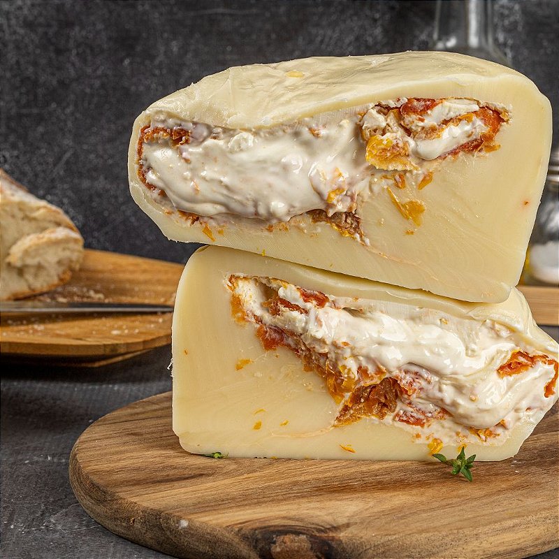 Queijo Recheado Com Requeijão E Tomate Seco 650G - O Queijólatra Loja ...