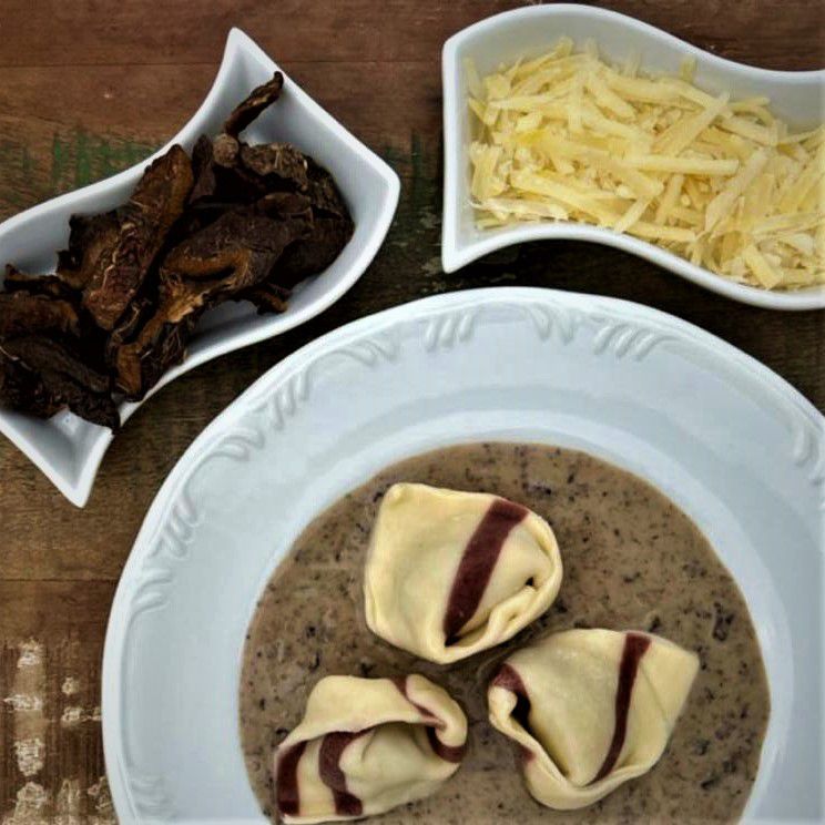Panzotti Funghi e Mussarela (500g) - Capisce em Casa
