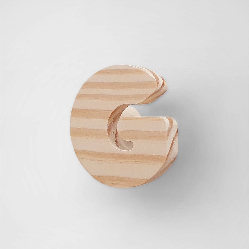 Gancho de Parede Abecedário G - Entreaberta | Home Design | Gancho de ...