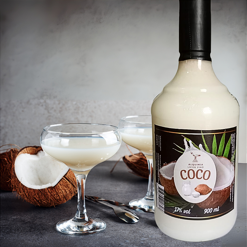 Licor Fino de Coco Alquimia 900 ml - Buteco Brasil Cachaçaria