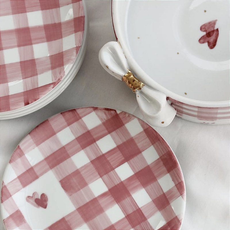 Pratinhos de Pão Pintados à Mão - Xadrez com Detalhe em Coração - To ...