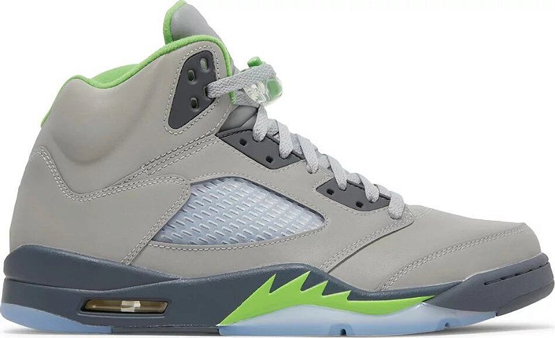 AIR JORDAN 5 RETRO ' GREEN BEAN ' - Os melhores sneakers estão aqui