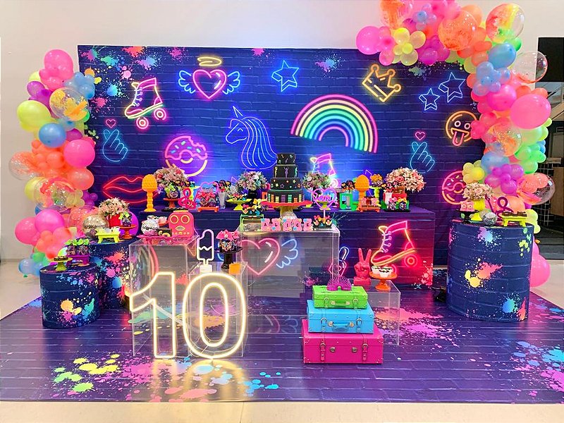 Decoração Neon Party - Folia Ateliê - Locação de Decorações