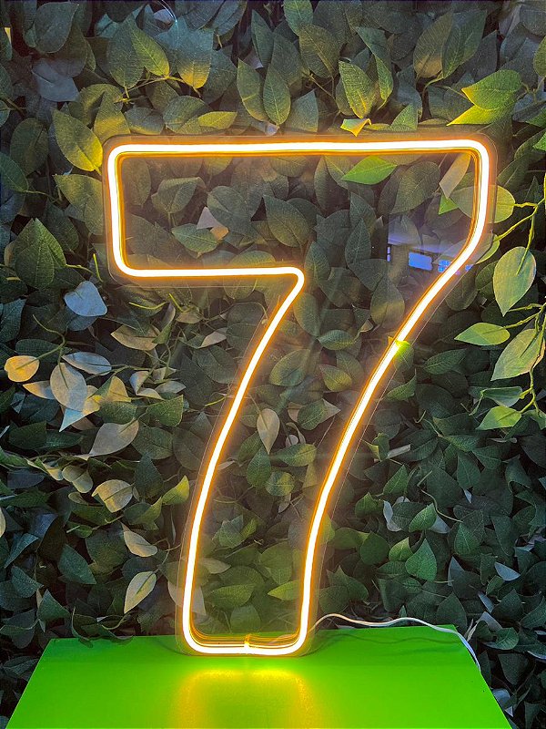 Luminoso Led - N7 - Folia Ateliê - Locação de Decorações