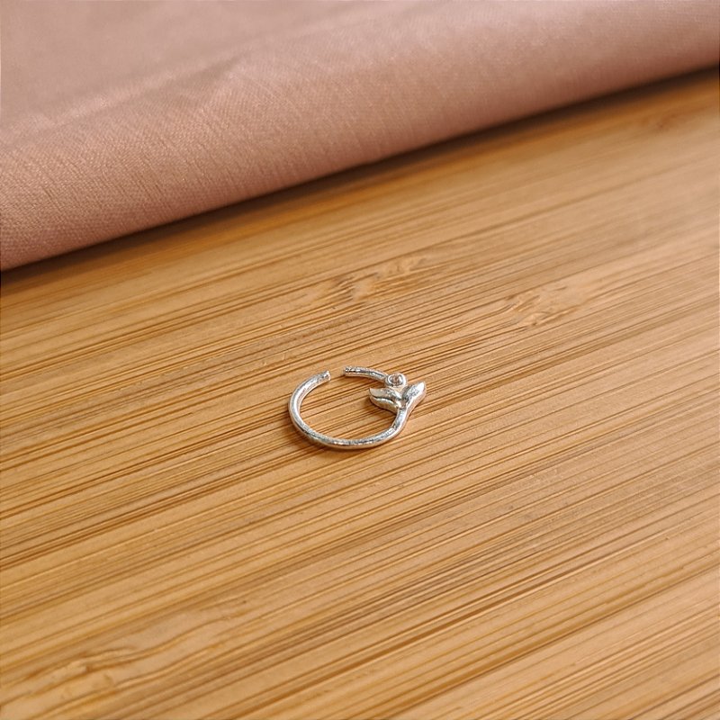 Piercing Cauda de Sereia Prata 925 - Daitch - Hélix - Septo Cartilagem ...