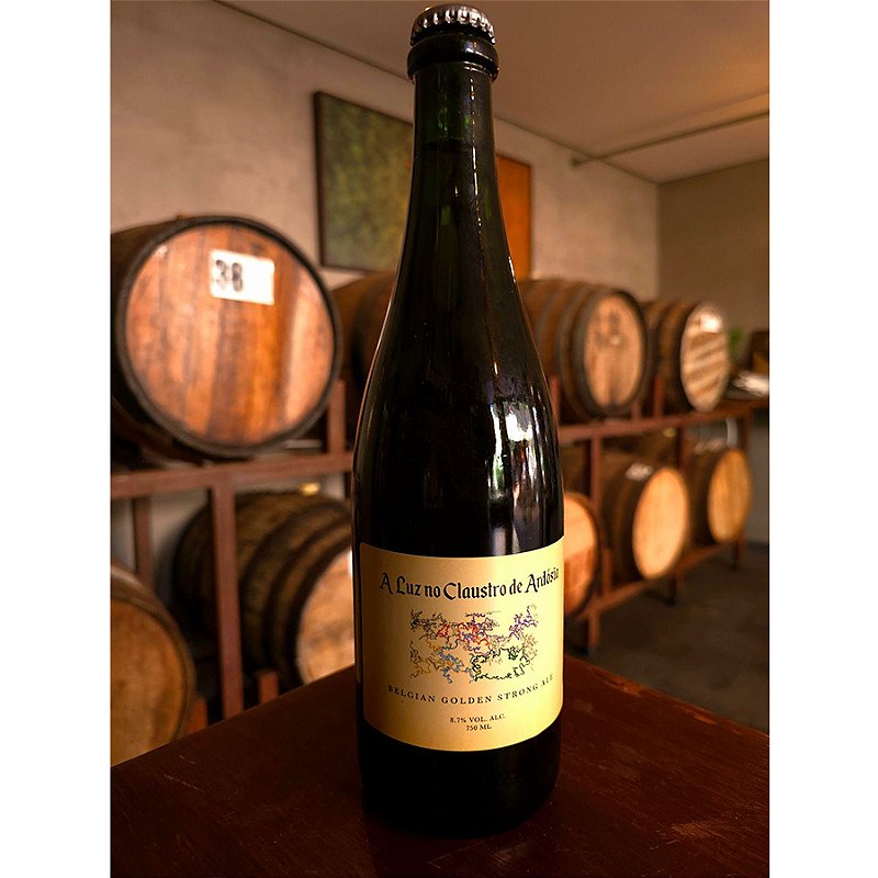 Captain Brew A Luz No Claustro De Ardosia Belgian Golden - DeliBEERy ...