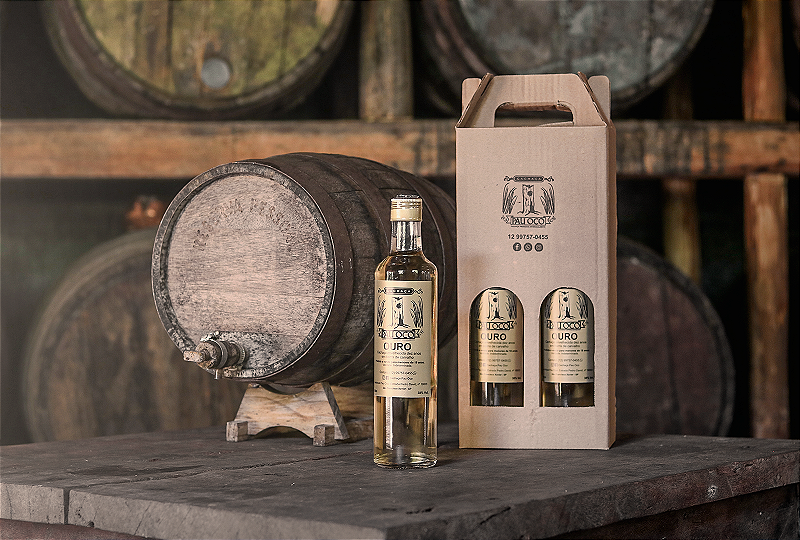 Cachaça Carvalho Ouro 500ml - Loja Cachaça Pau Oco - Cachaça Artesanal ...