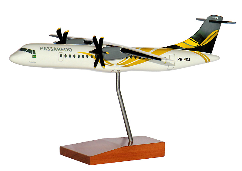 Maquete ATR 72 Passaredo - 25 cm - BLIMPS