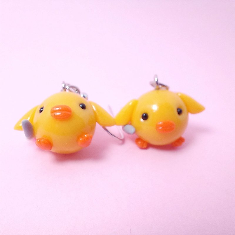 Brinco Pintinho com Faca (meme) - Biscuizy